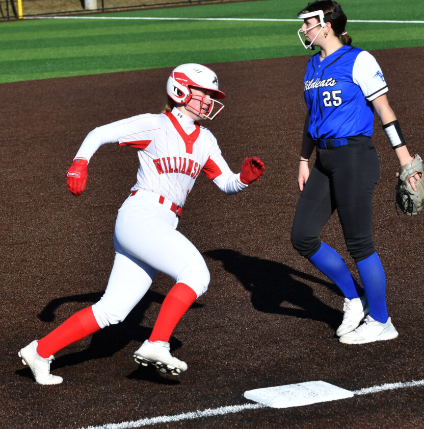 Williamsport overcomes deficit, holds off Central Mountain late in ...